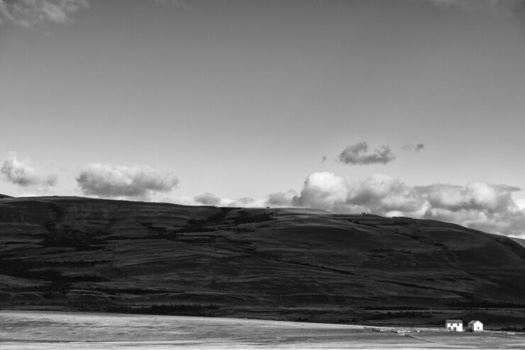 Pablo Valenzuela Vaillant: HABITAR LA INMENSIDAD – Caption Magazine